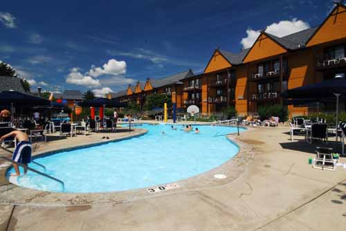 Polynesian Outdoor Water Park Wisconsin Dells